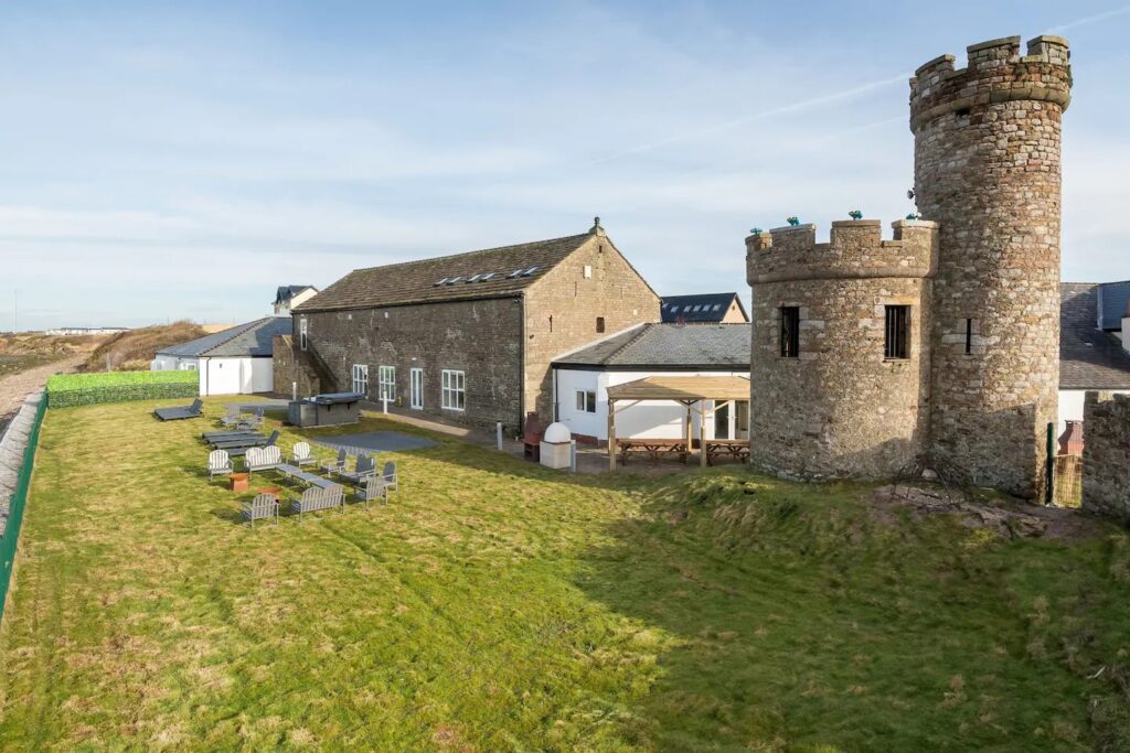 Beachside Manor House Lancashire | Sleeps 20 | Mojito Events